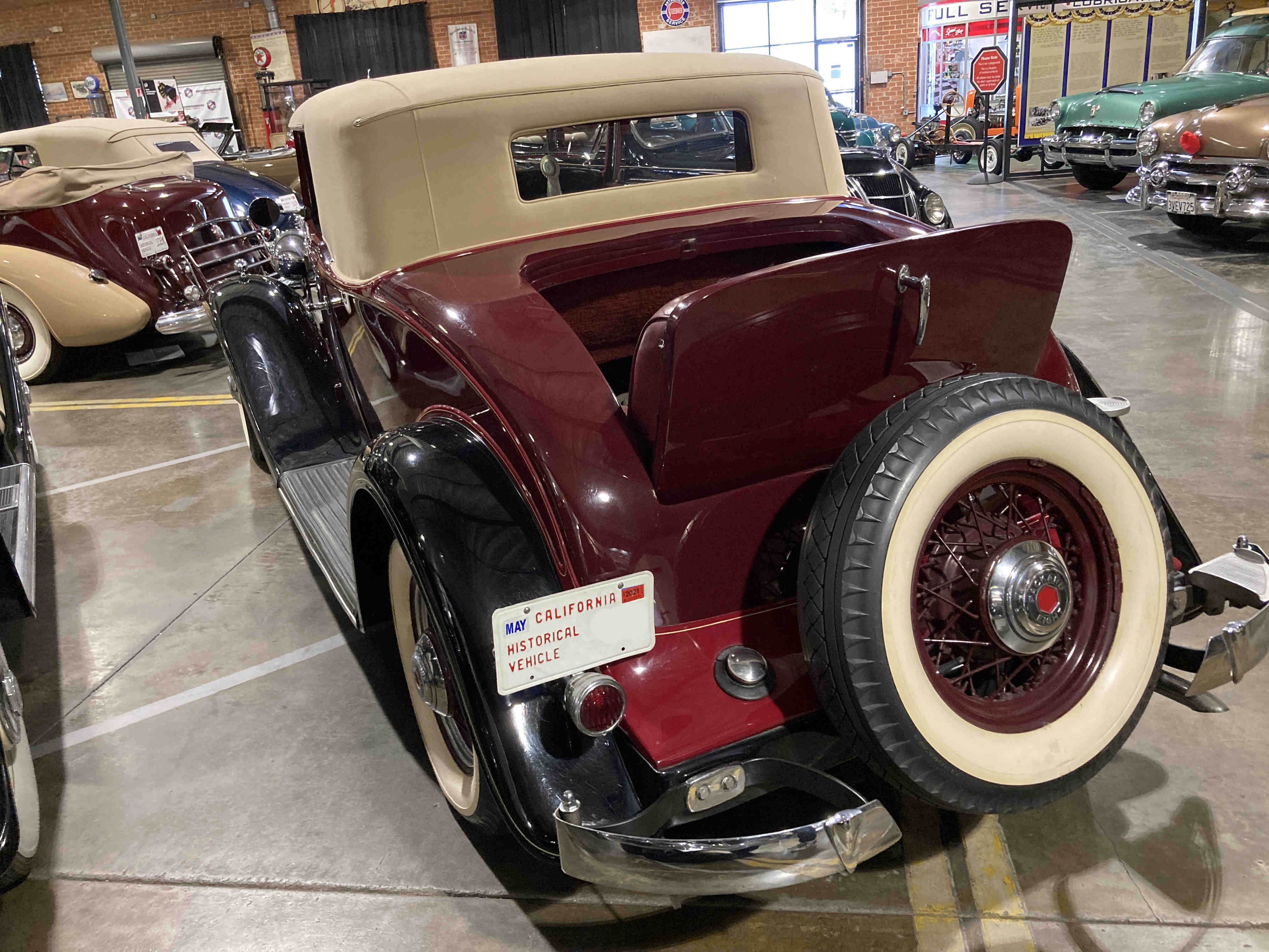 1932 Packard 900 Light Eight Coupe/Roadster 1932 Packard 900 Light Eight Coupe/Roadster